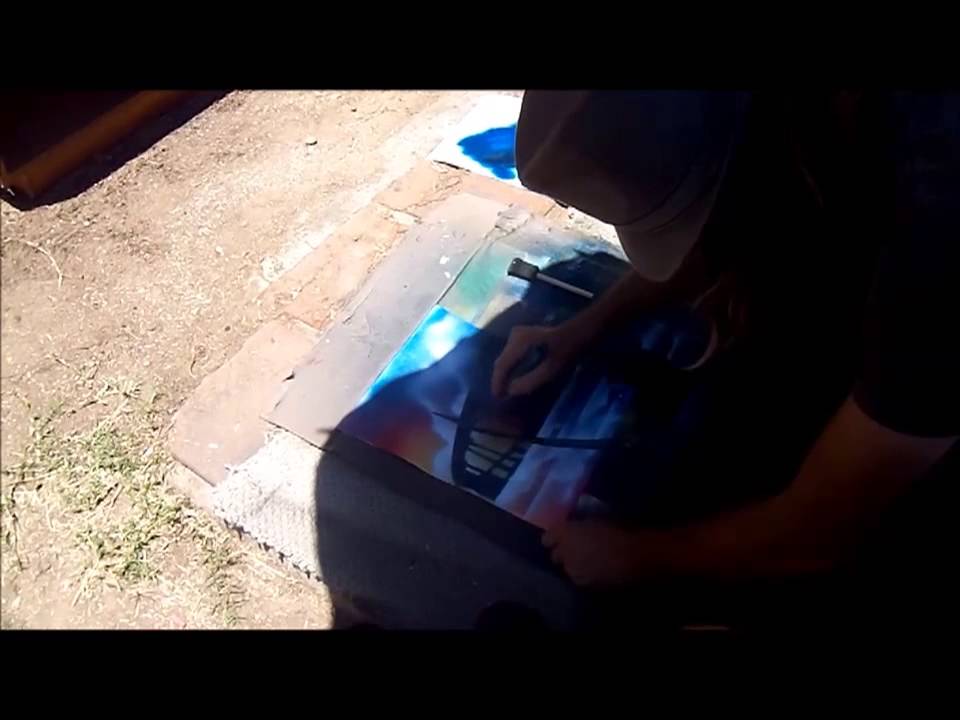 Spray painting the Coronodo bridge - YouTube