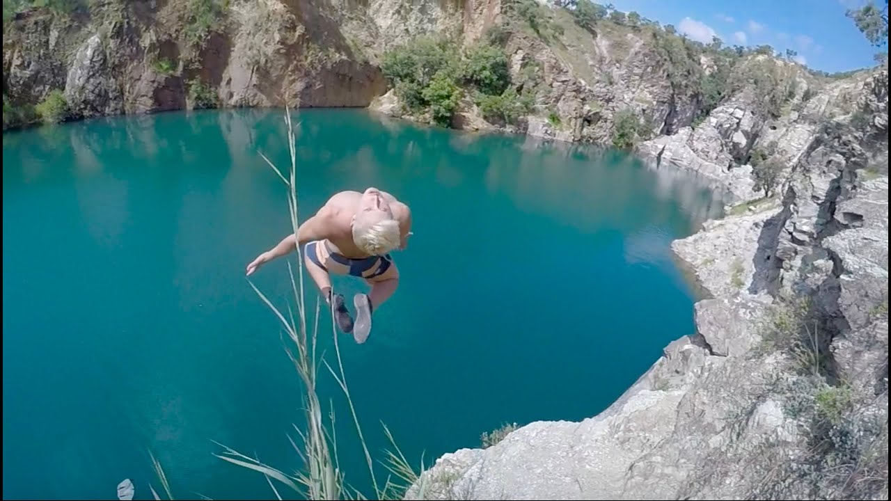 Zimbabwe Cliff Jumping! - YouTube