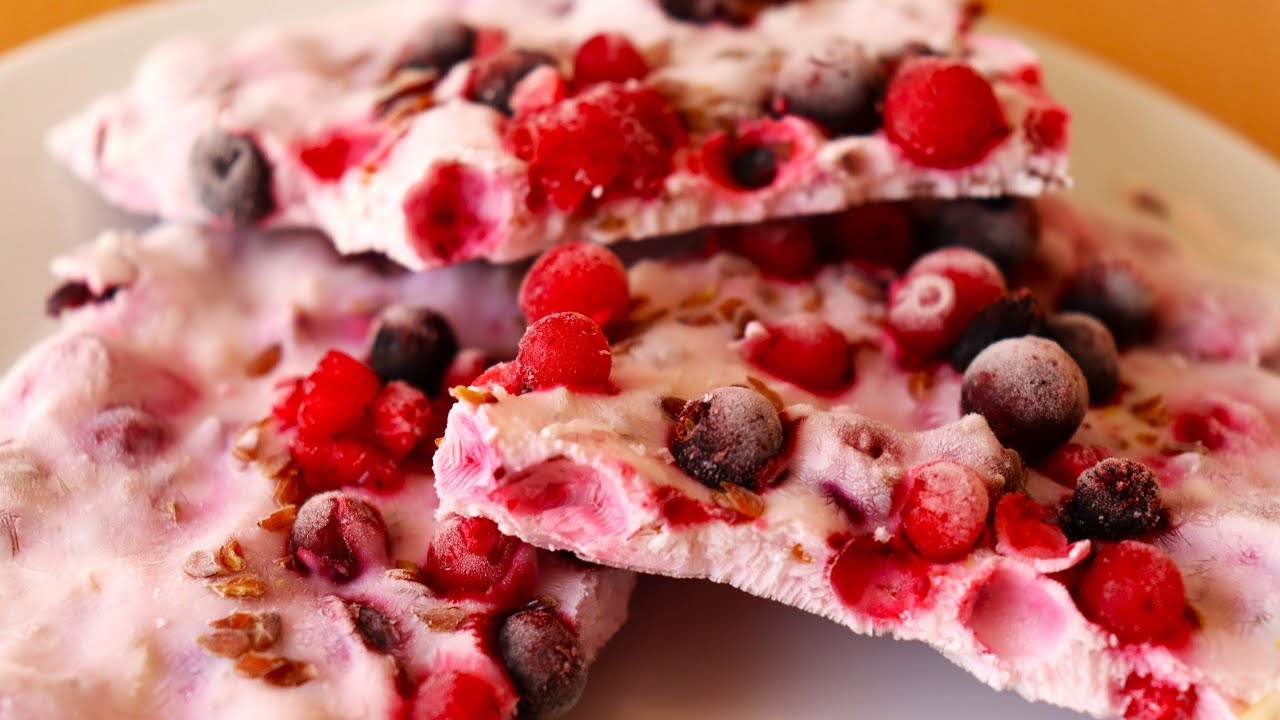 Yogurt Slice Summer Dessert with Frozen Berries (Easy & Fast Snack ...