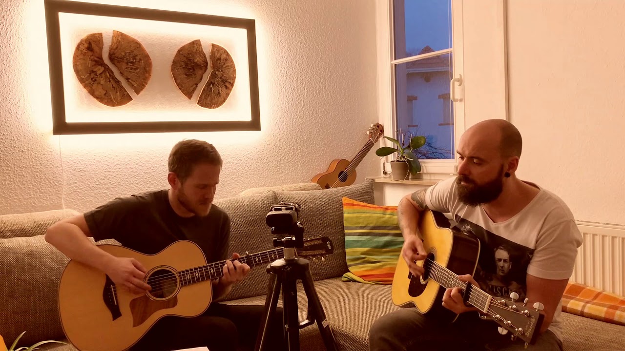 Halblaub + Halbflo - Middle of June (Noah Gundersen Cover) - YouTube