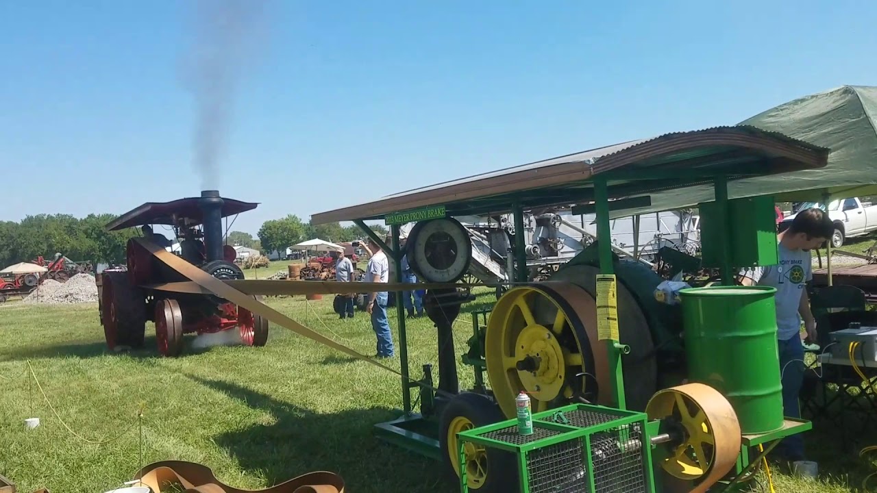 Baker steam traction engine on prony brake - YouTube