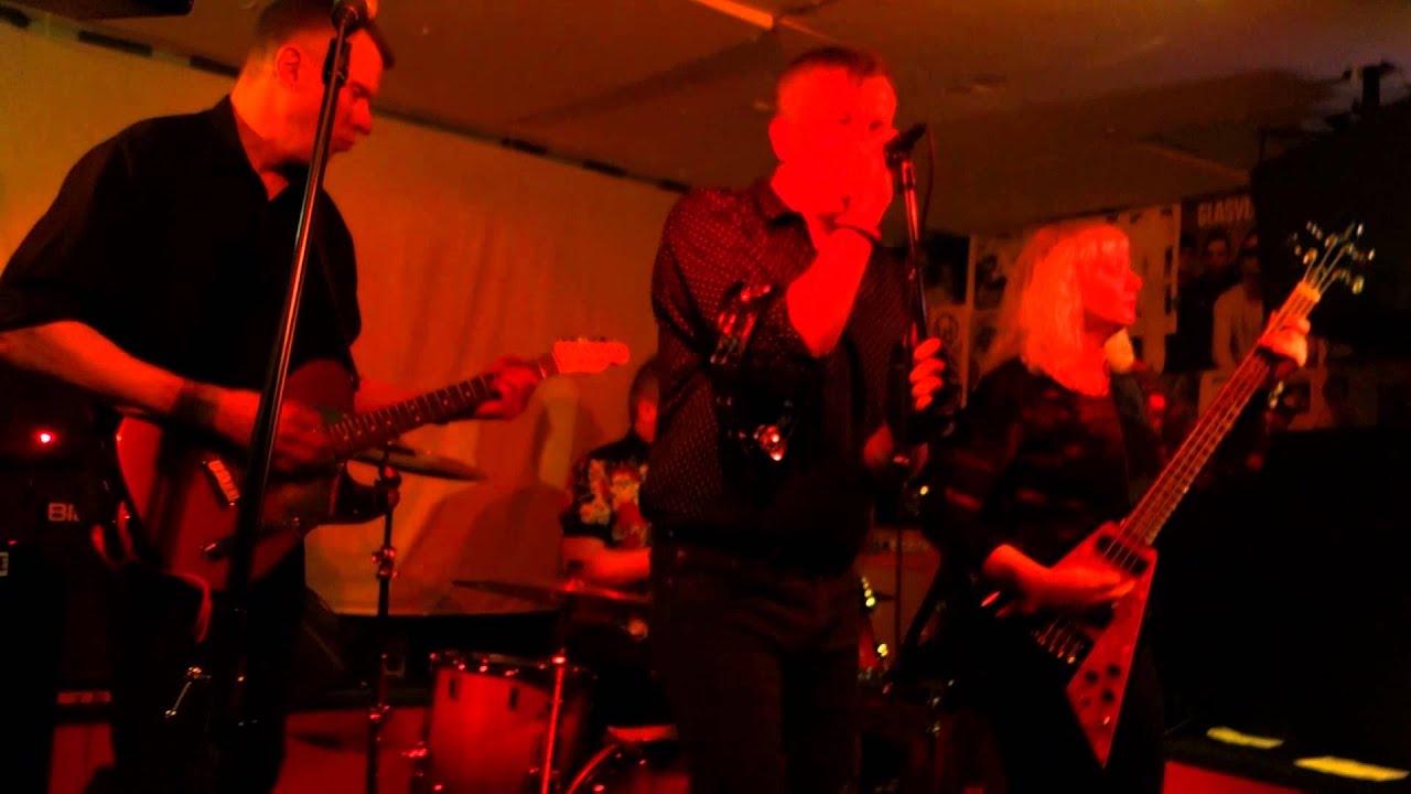 Stupidity - Baby It's You - Pet Sounds Bar, Stockholm, 2014-01-01 - YouTube
