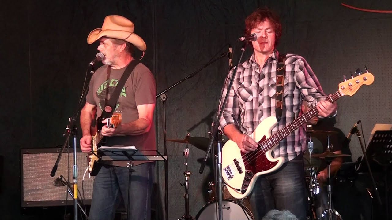 Bill Chambers - Sleeping With The Blues - YouTube