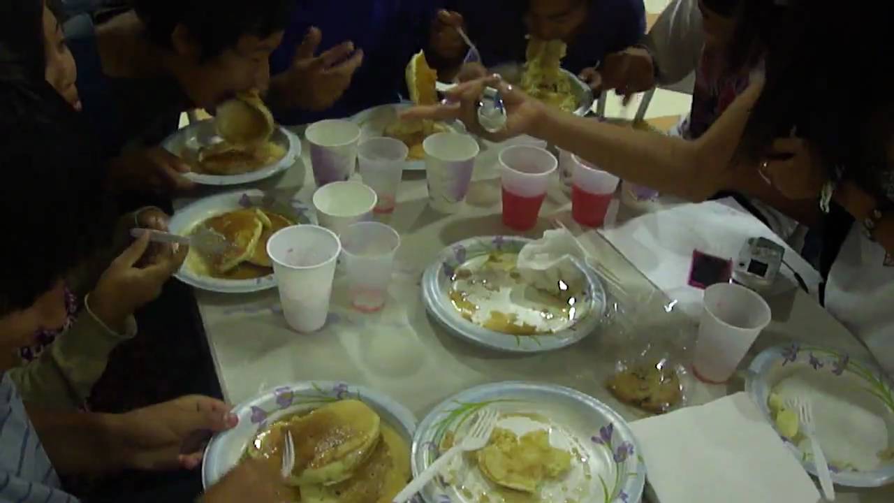 Pancake Eating Contest at GMS - YouTube