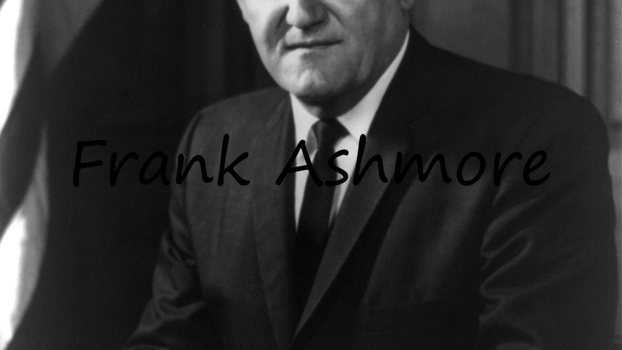 How to Pronounce Frank Ashmore? - YouTube
