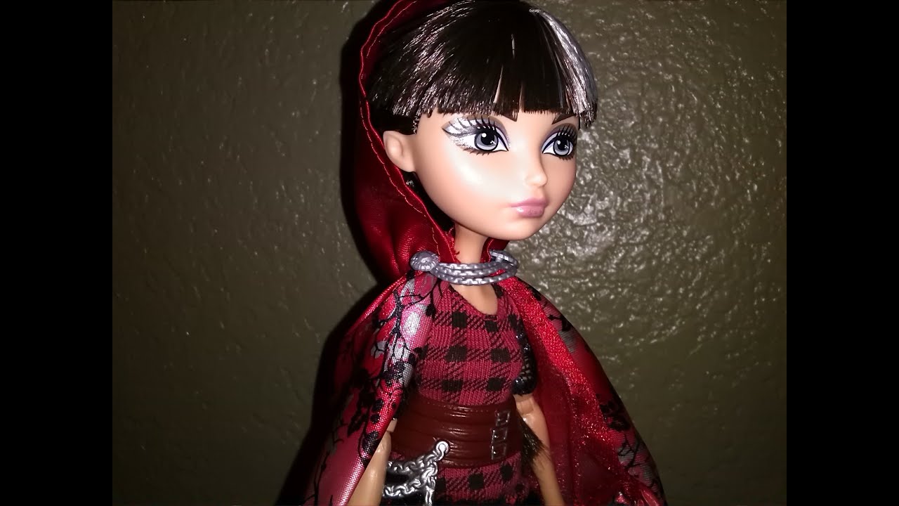 Ever After High Dolls Cerise Wolf