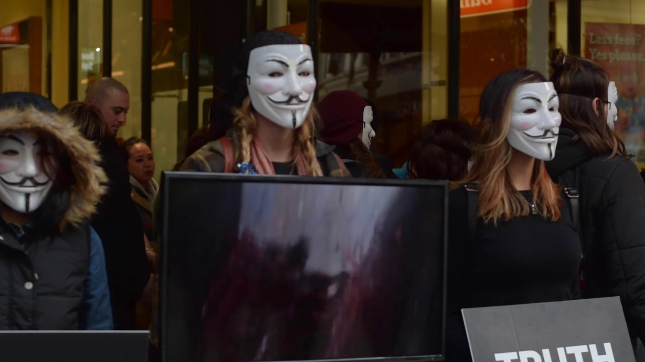 The activists episode 1 - Pig farmer turns vegan animal rights activist ...