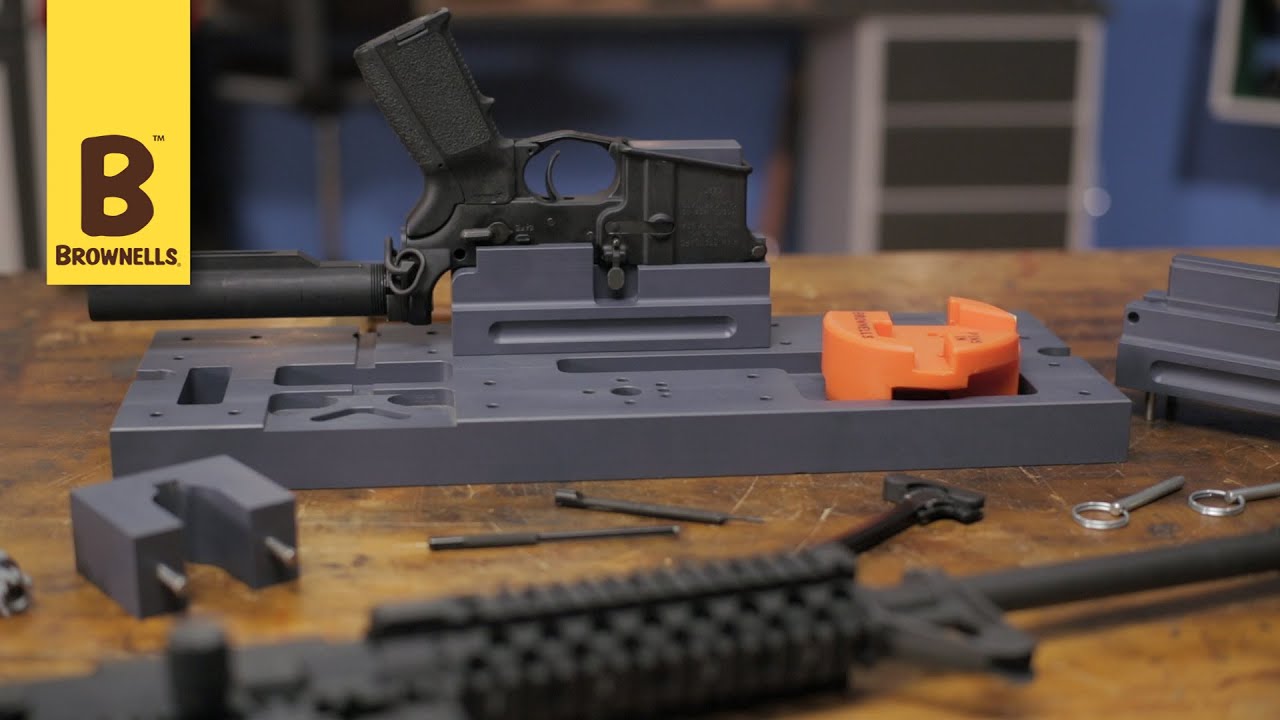 Present Arms AR-15 Gunners Mount and Accessories - YouTube