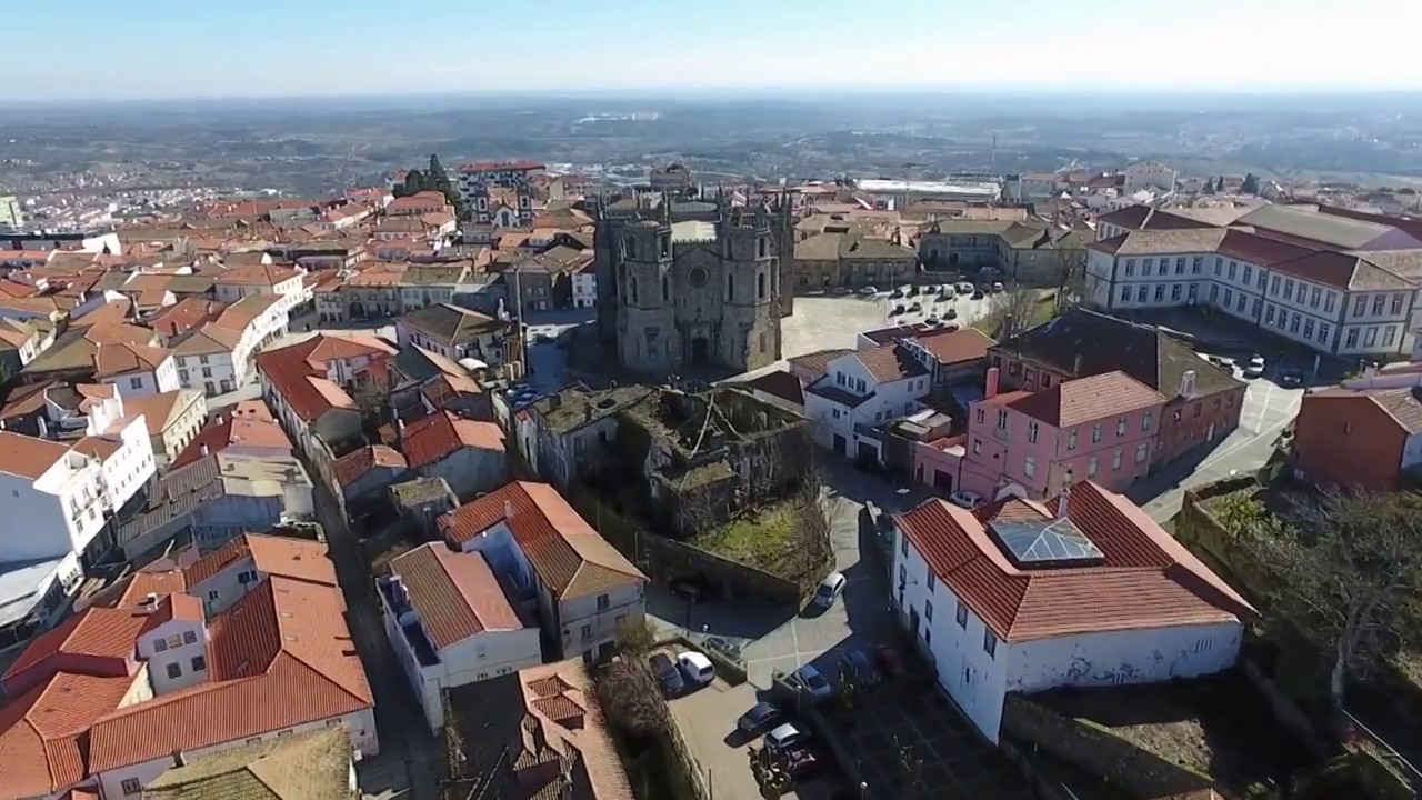 Vista aérea Cidade da Guarda - YouTube