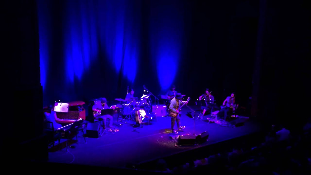 Jim O'Rourke - Hotel Blue (Live at Sogetsu Hall, Tokyo, 10/24/15) - YouTube