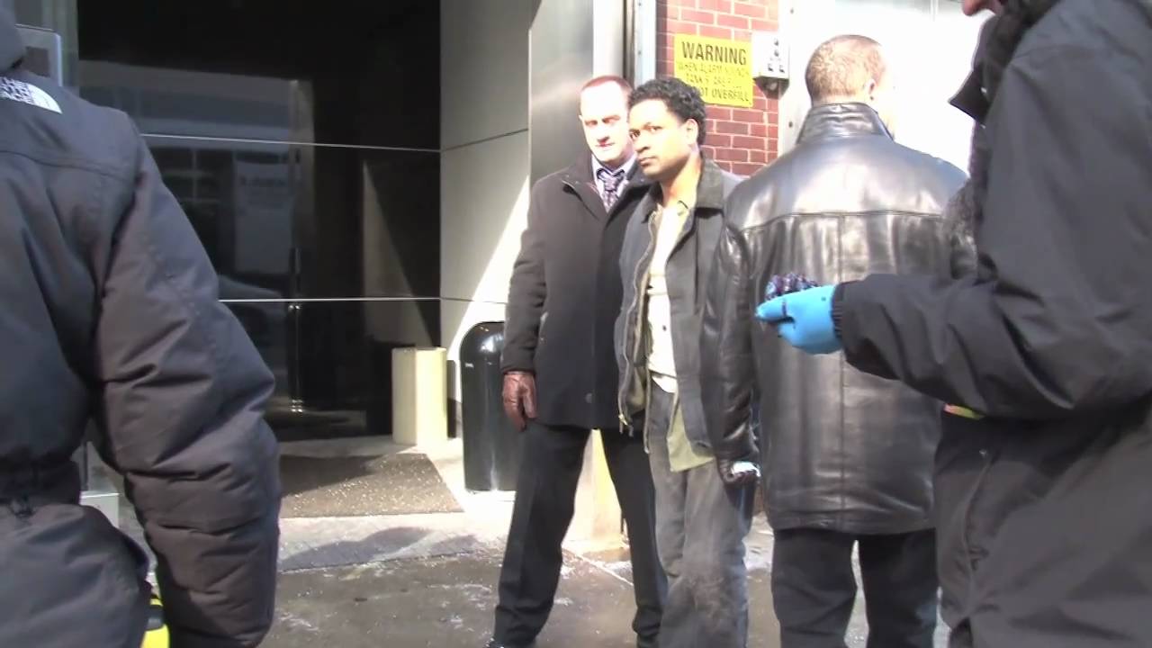 Law & Order SVU "Bully" Sneak Peak - YouTube