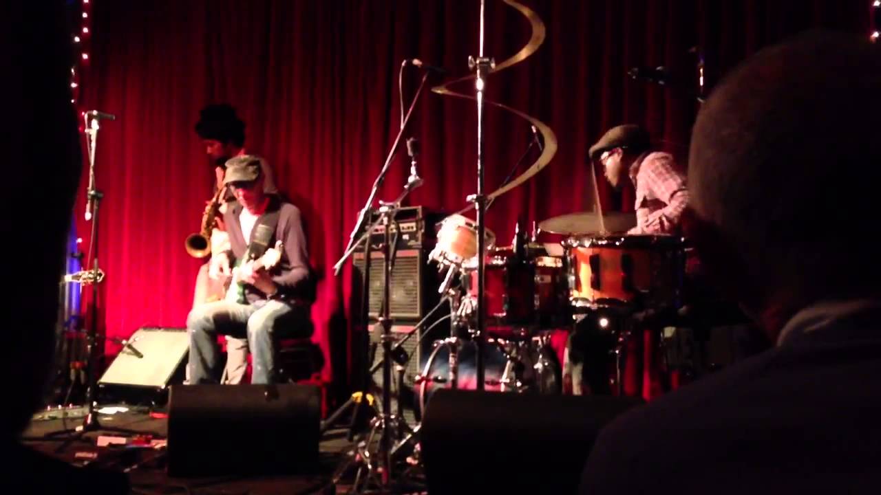 Chris Dave & Pino Palladino Part 1 @ SugarClub Dublin - YouTube