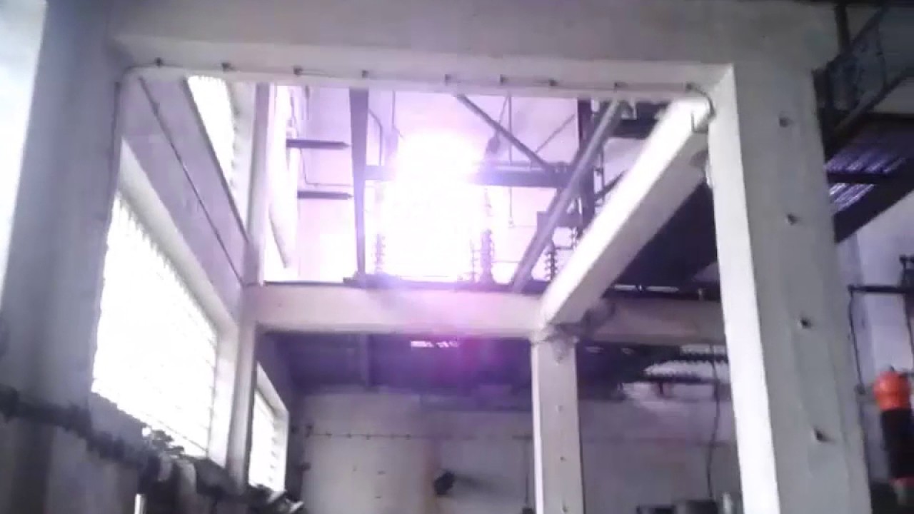 Electrical arc flash - YouTube