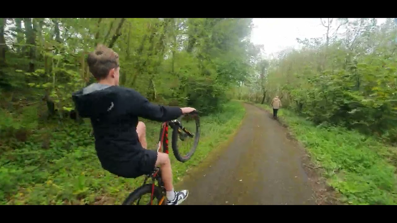 Giant stance 2 wheelie - YouTube