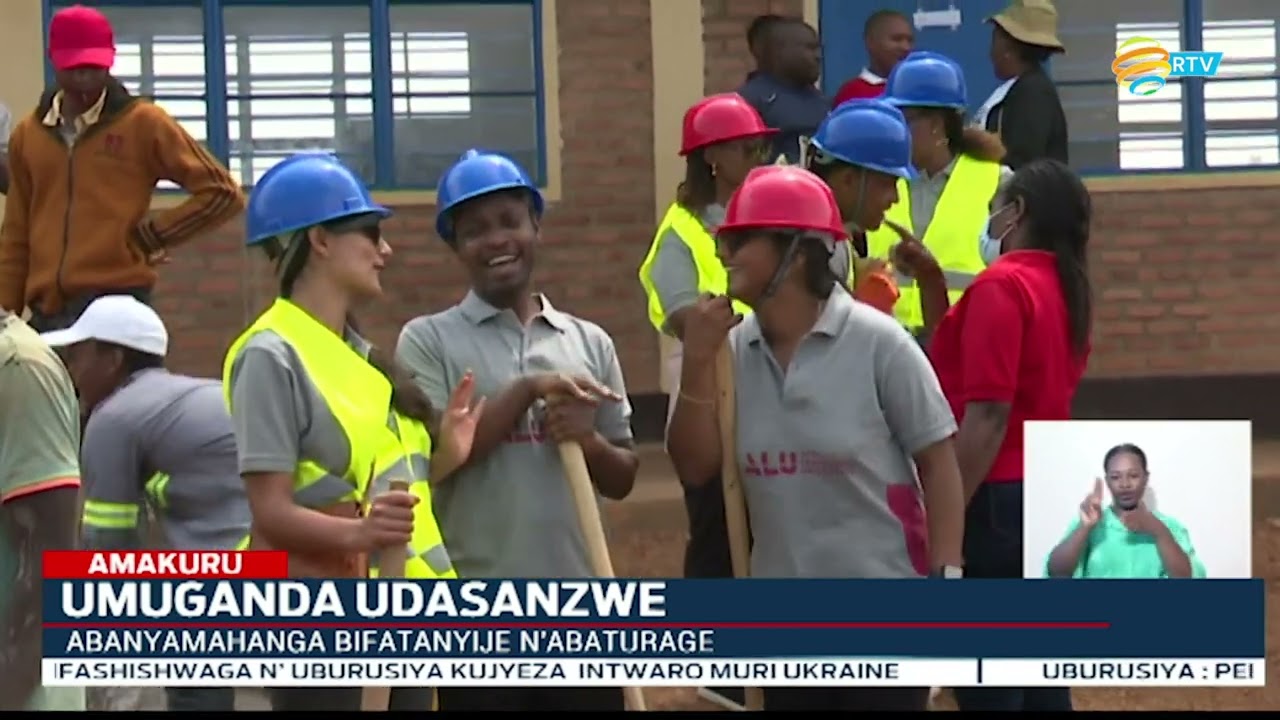 Umuganda rusange wabereye isomo Abanyamahanga bakorera mu Rwanda - YouTube