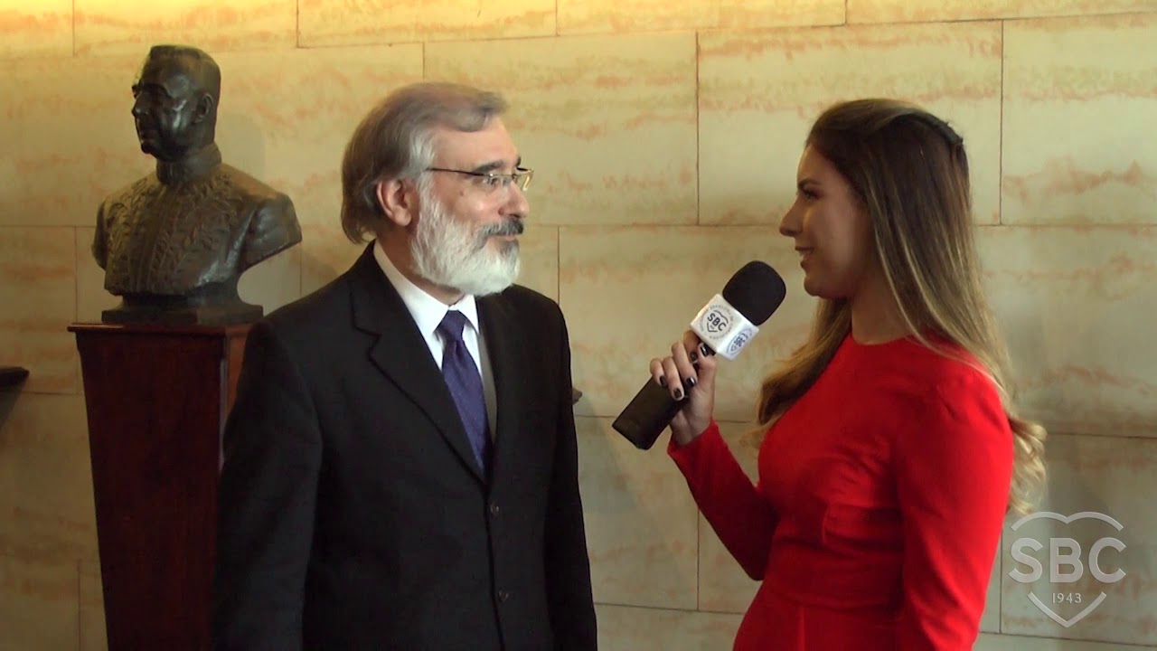 Entrevista com o Dr. David de Pádua Brasil - YouTube