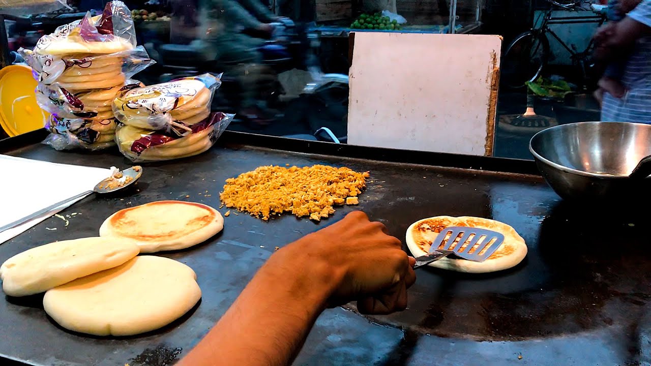 Pakistani Chicken Shawarma | Pakistani Street Food - YouTube