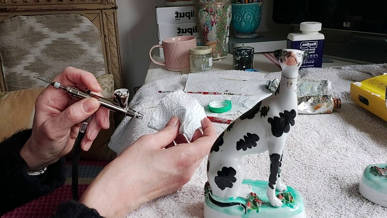 HOW TO PAINT ON CERAMICS/POTTERY REPAIR AND RESTORATION - YouTube