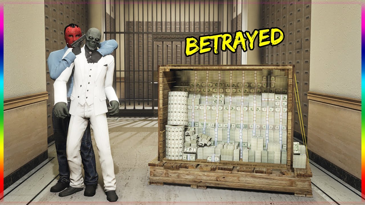 BETRAYING BLACK MASK in a ROBBERY in GTA 5 SUPERHERO ROLEPLAY - YouTube