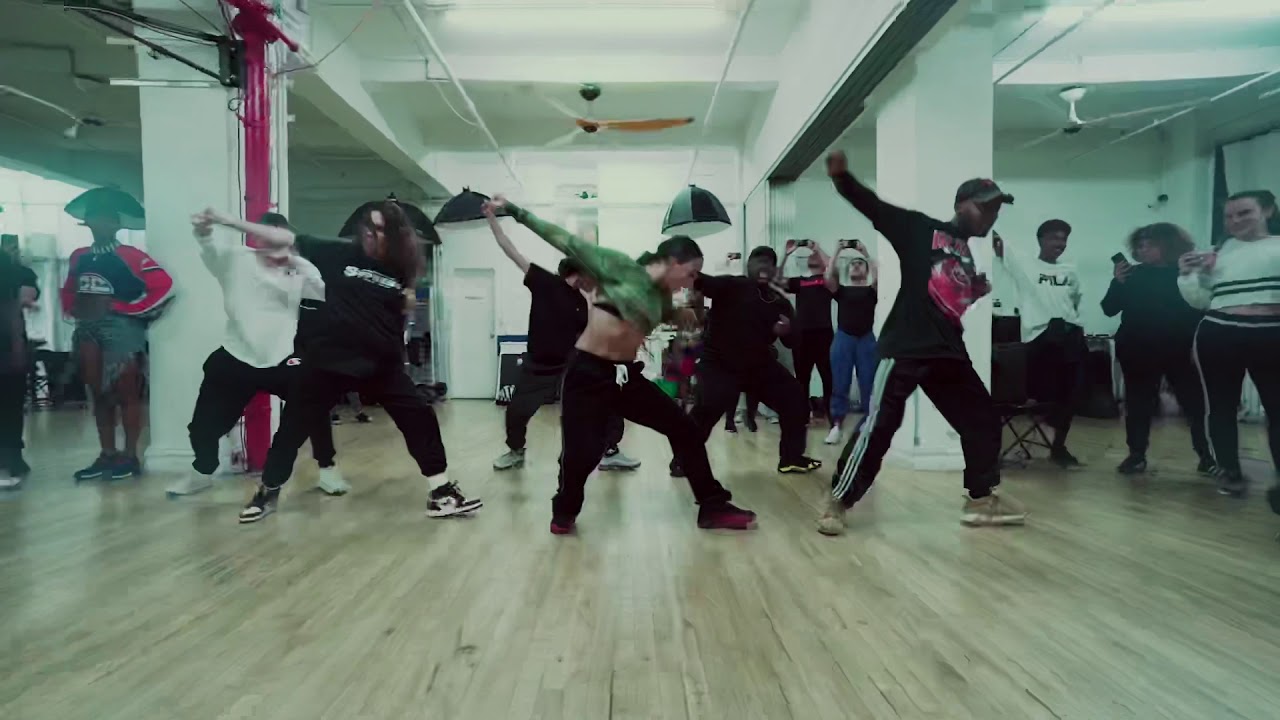 Ysabelle Capitule Choreography | Ciara Goodies - YouTube