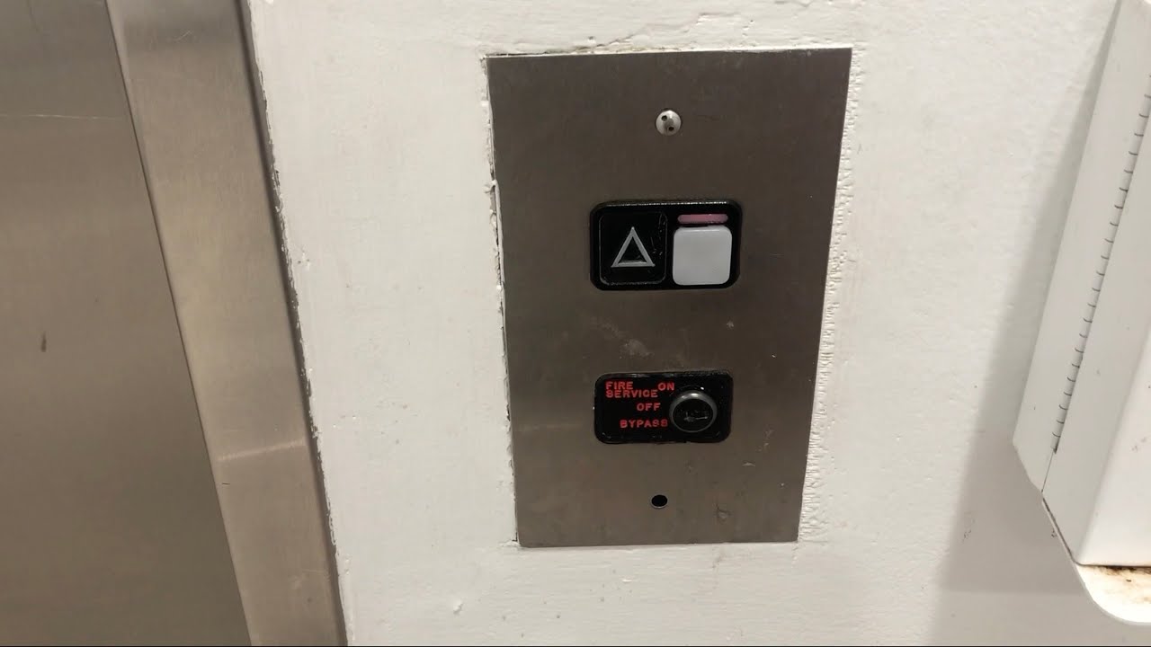 Schindler 300A Hydraulic Elevator at Macy's, Newport Centre - Jersey ...