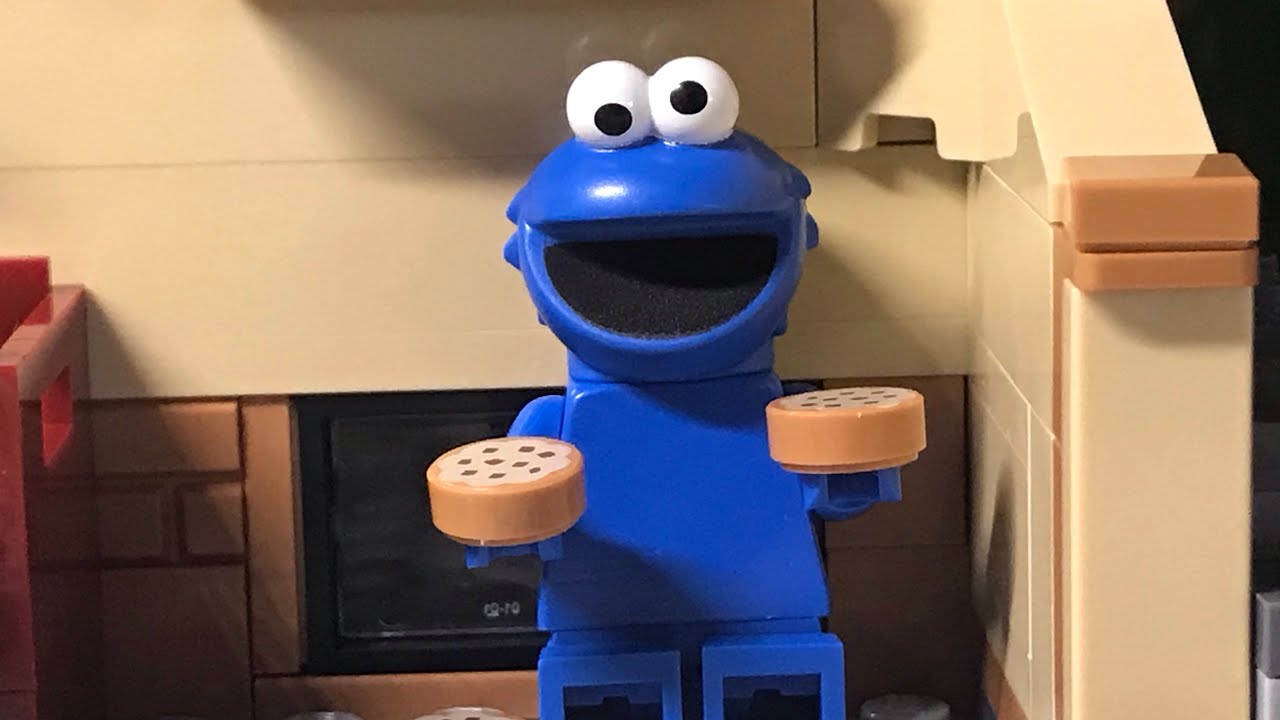 LEGO Cookie Monster - YouTube