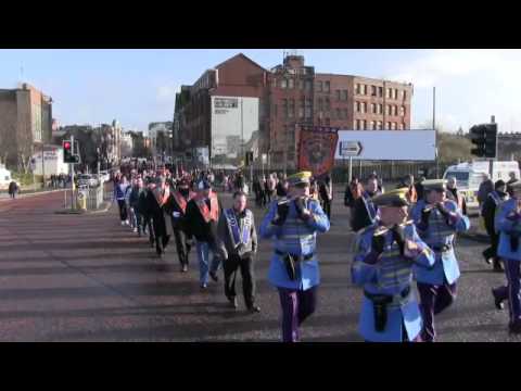Parade from Donegall Pass to Woodvale Drive on 31 01 2015 - YouTube