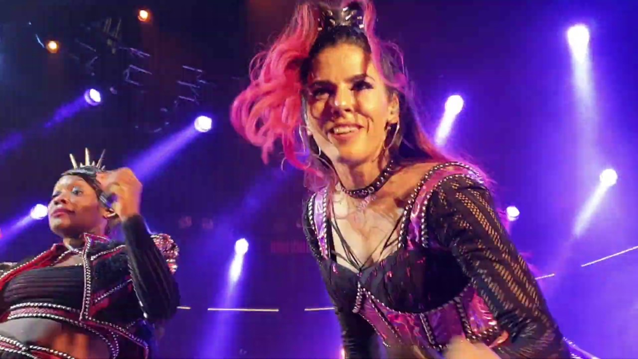 Six! The Musical MEGASIX • 08/05/19 - YouTube