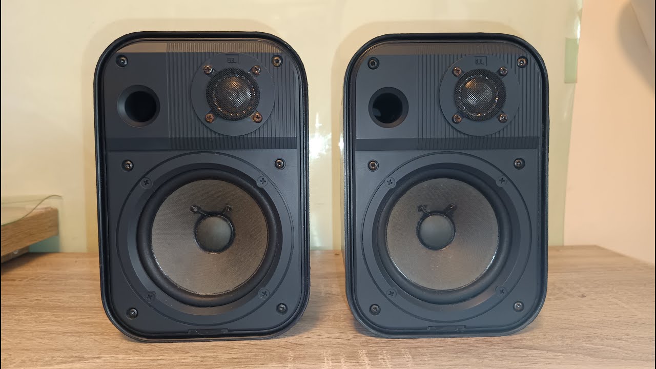 JBL PRO III Monitor 鑑聽書架喇叭 - YouTube