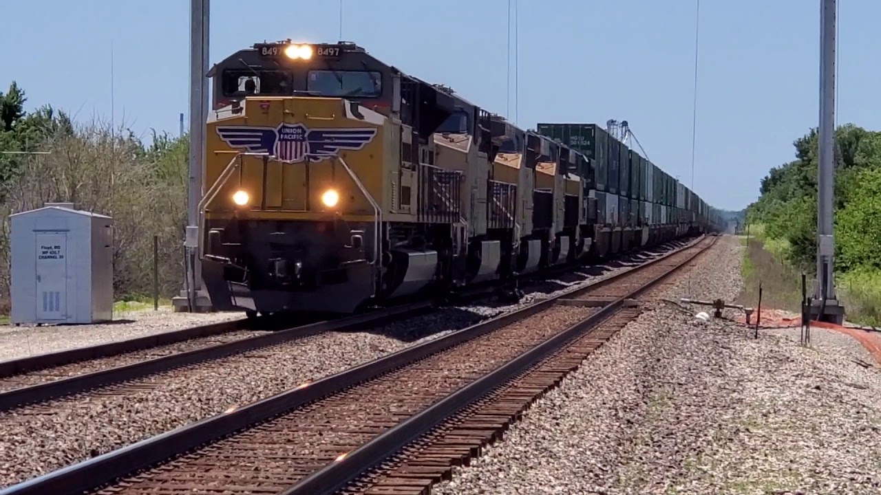 MEGA UP STACK TRAINS VOL 1: 3 Trains, 21 engines & 42K of train with ...