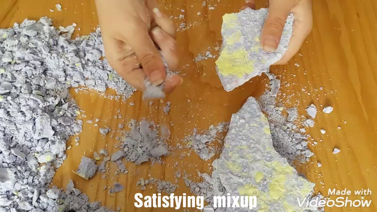 Asmr Corn Flour, Gym Chalk and Soda Crystal Mix - YouTube