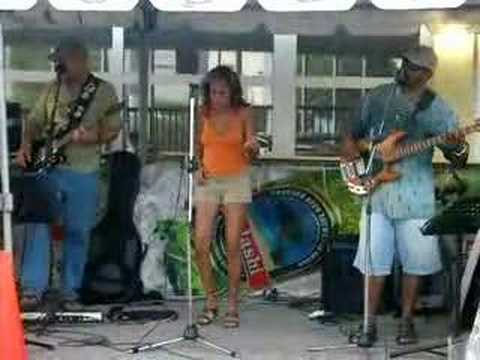 "The Equator Band" at Lacabanna in Aruba - YouTube