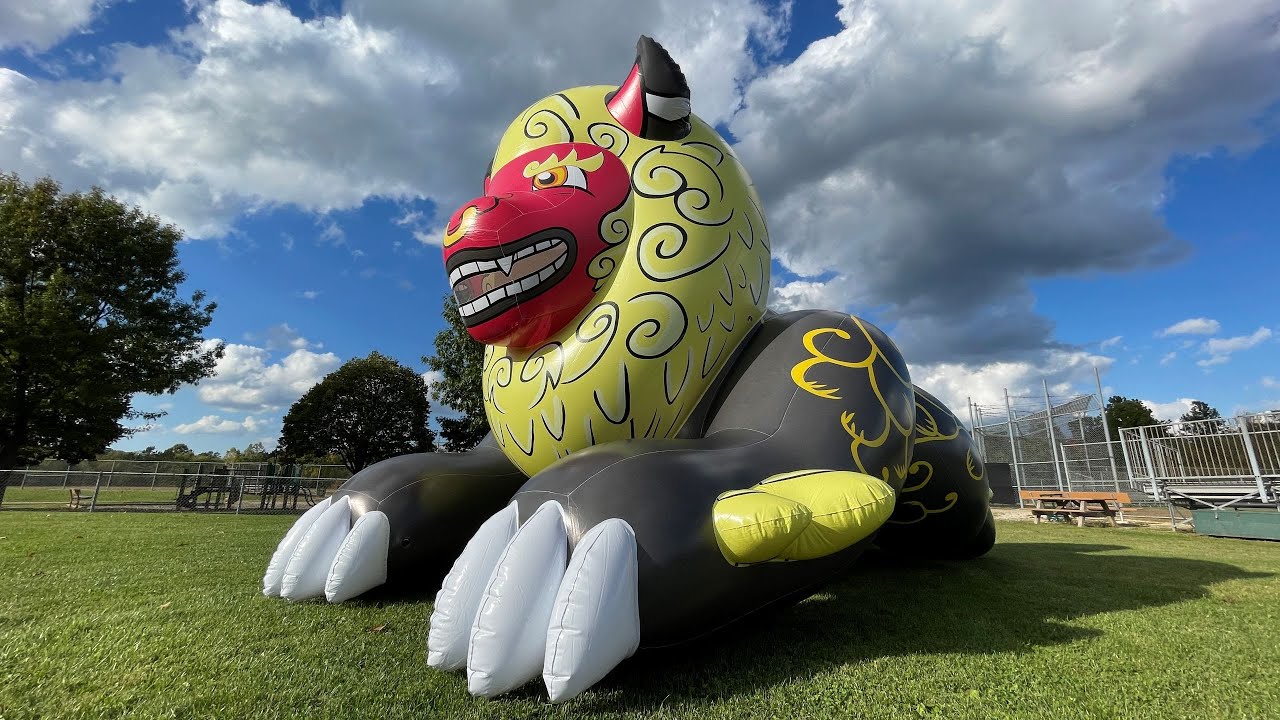 Guardian Lion Inflation Time-Lapse - YouTube