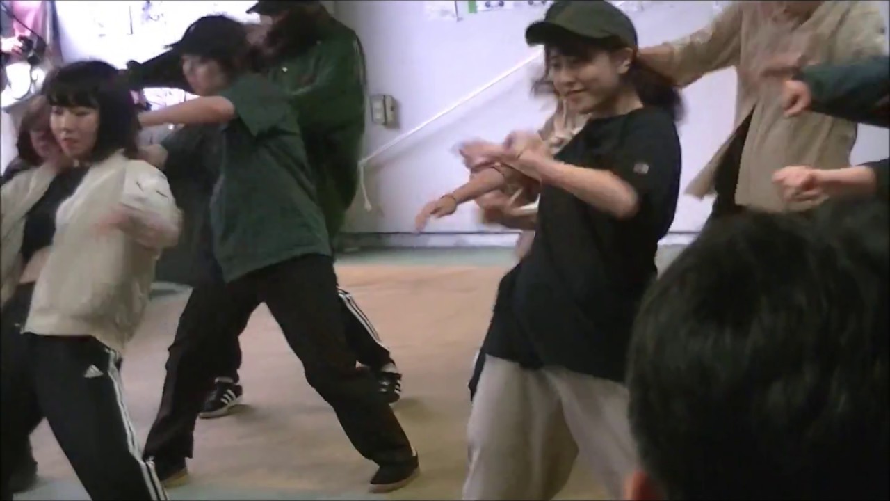 女子大生ダンス！！ Cool girl dance Exciting!! - YouTube