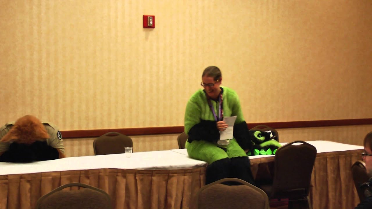 RainFurrest 2013: Basic Fursuit Construction and Sewing - YouTube