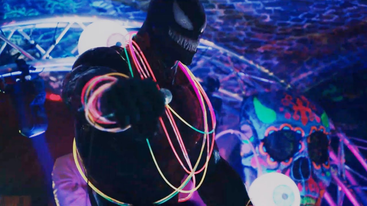 Venom 2: Carnage Liberado | Venom se va de fiesta | LATINO HD - YouTube