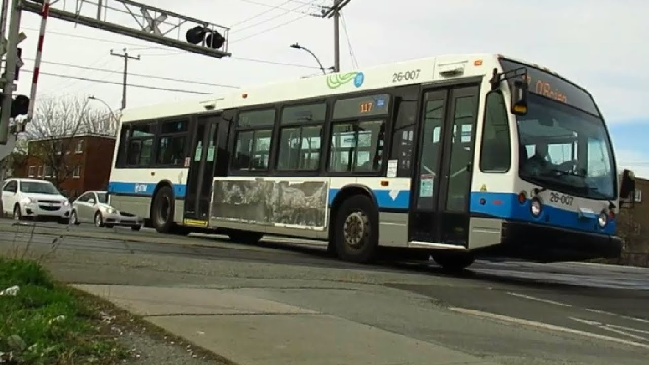 MONTREAL OLDER STM BUSES IN ACTION / MAY 2 - 7, 2020 - YouTube