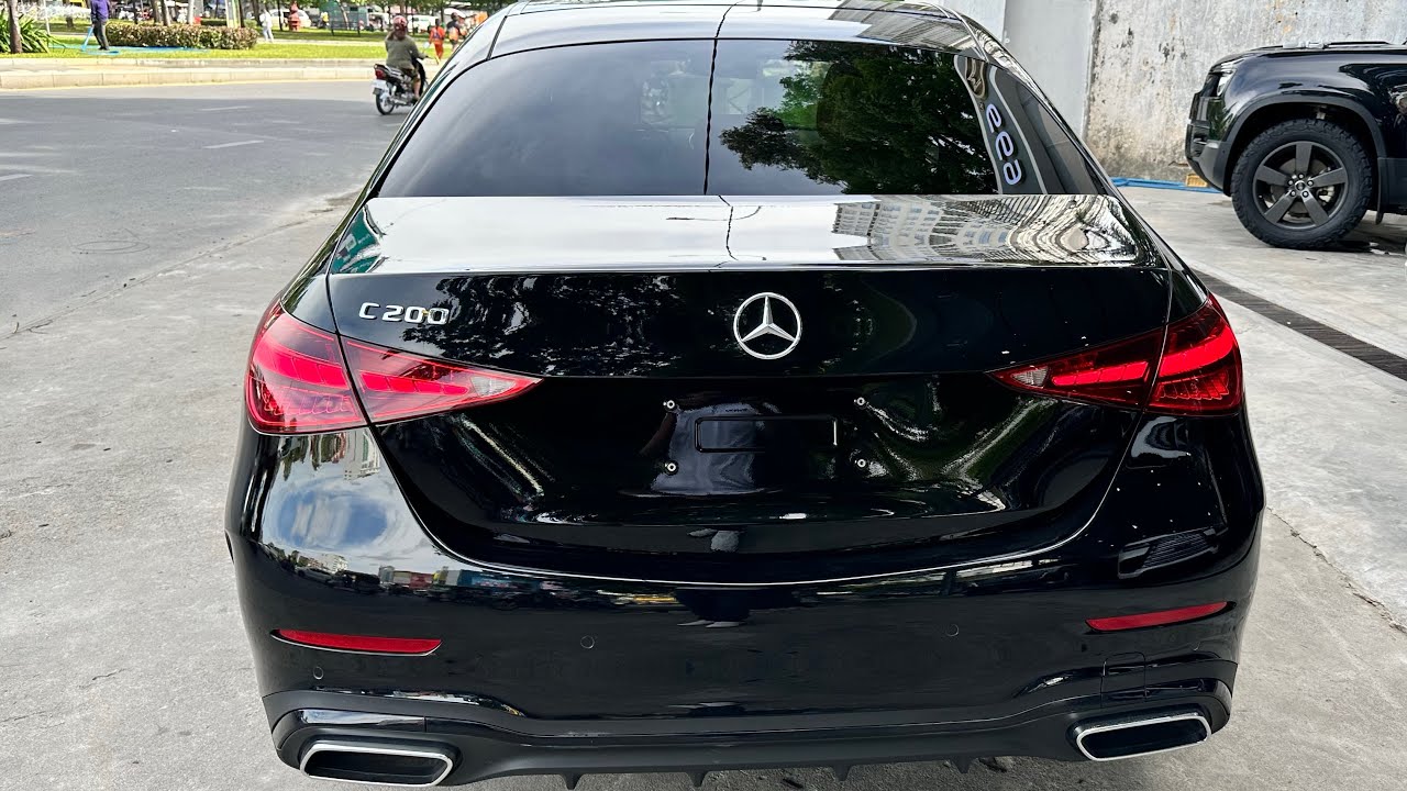 2023 Mercedes Benz C 200 1.5L, 201hp Black Color - Luxurious Sedan | Walkaround - YouTube