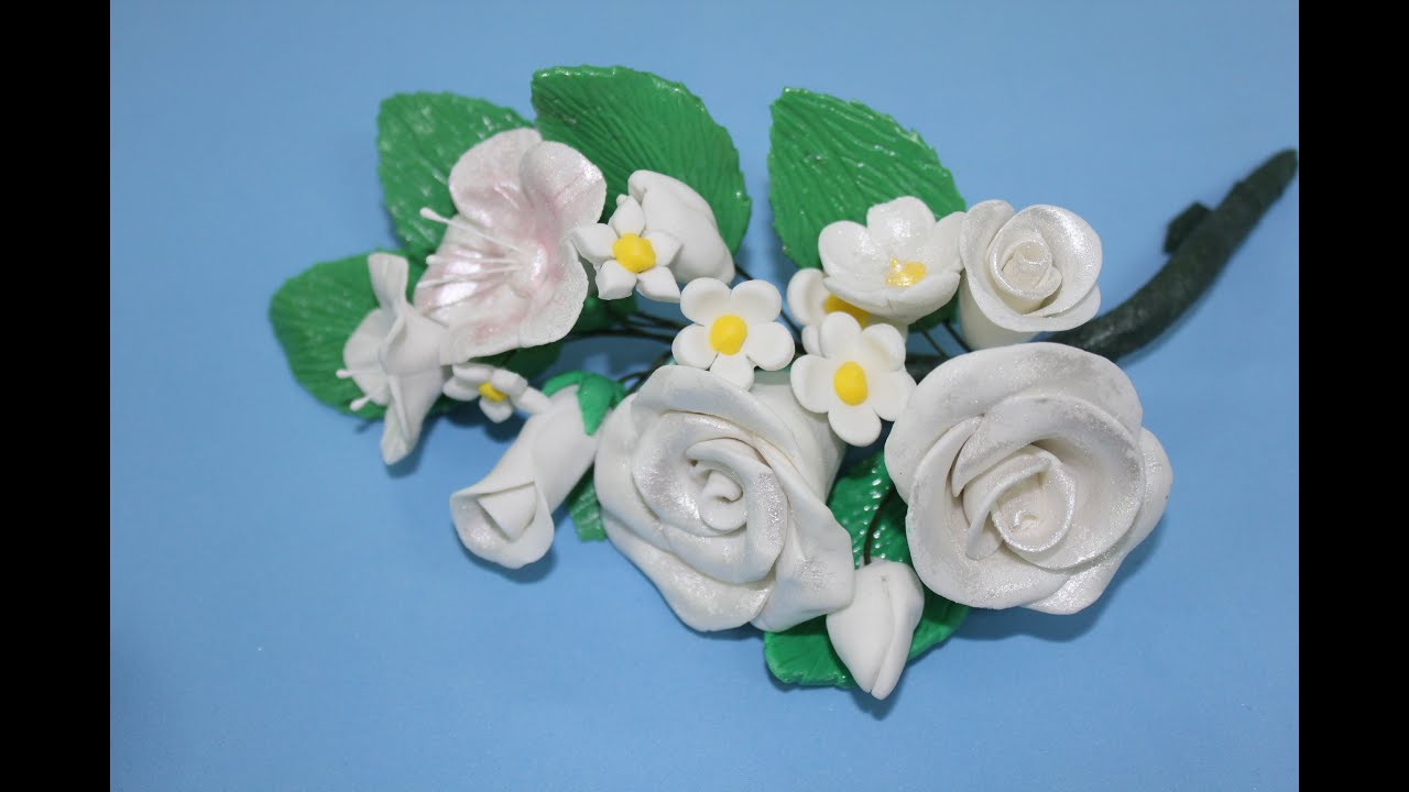 Cómo modelar rosas de fondant. How to model a rose flower - YouTube