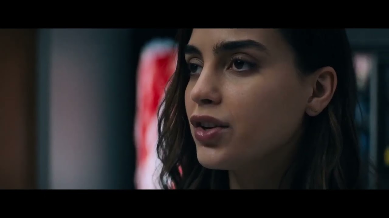 Scream 5 2022 Ghostface chases Sam in the brief room - YouTube