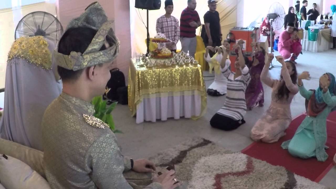 Tari Persembahan @ FaizAimiWed | Azpirasi Dance Group - YouTube