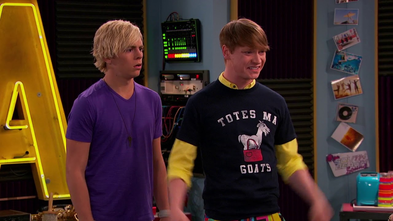Austin y Ally/4 temporada/LATINO/E13/Pesados y boynado - YouTube