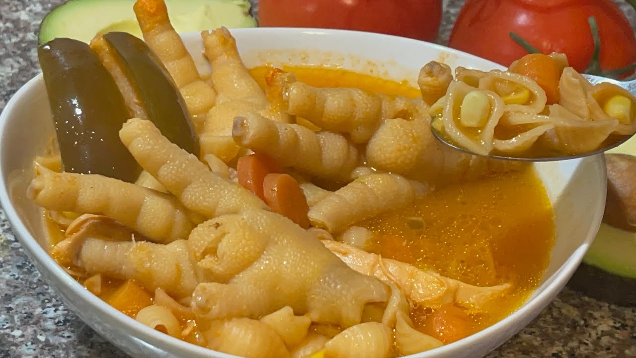 💥DELICIOSA 🤤 SOPA de PATITAS de POLLO 🍗 📌 y sus BENEFICIOS‼️ - YouTube