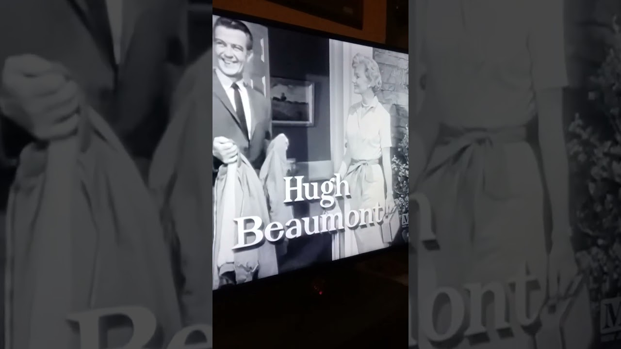 The honeymooners theme song vs Leave it to beaver theme song - YouTube