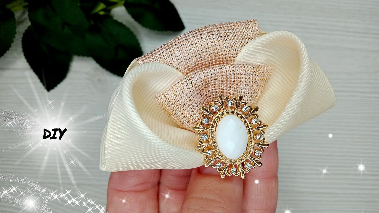 DIY This bow is simply gorgeous| Tutorial ribbon bow - YouTube