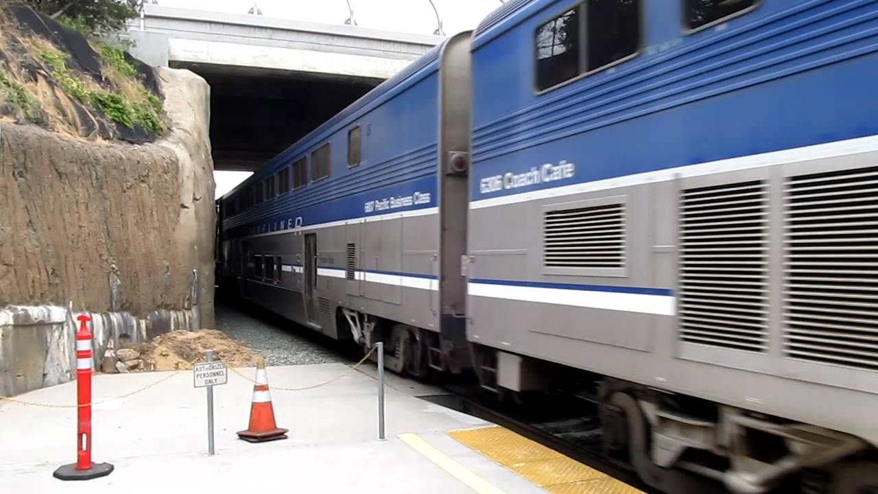 Amtrak #462 & Amtrak #6903 Depart From Solana Beach Station 06-18-2012 ...