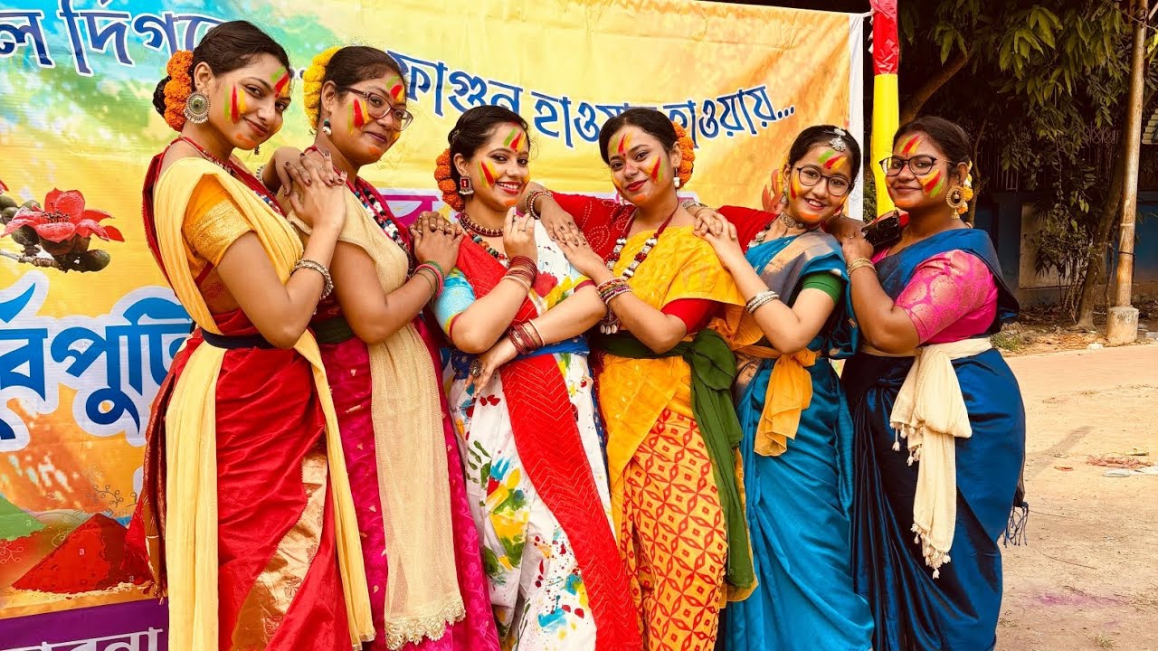 Neel Digonte Oi Phuler Agun Laglo | Basanta Utsab | Group Dance - YouTube
