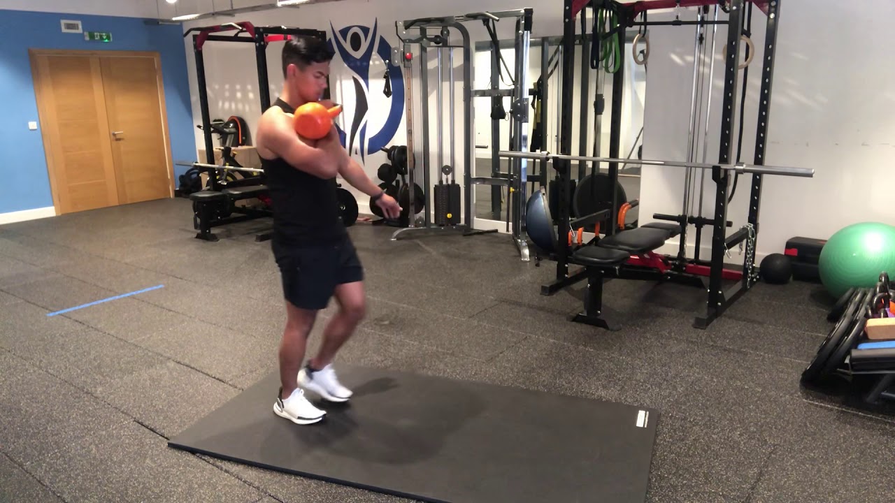 KB Front Rack Alt Lunges - YouTube
