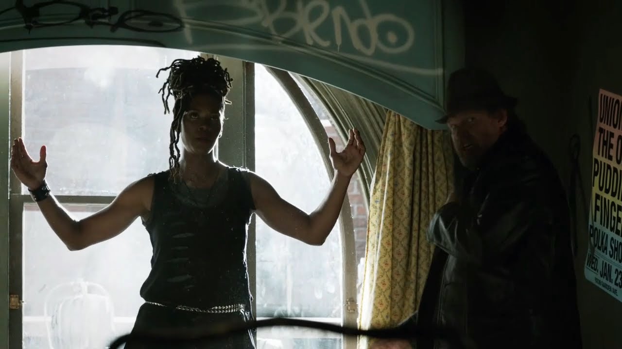 Harvey Bullock Gets Beaten Up By Black Woman - Looking For Carl Smikers ...