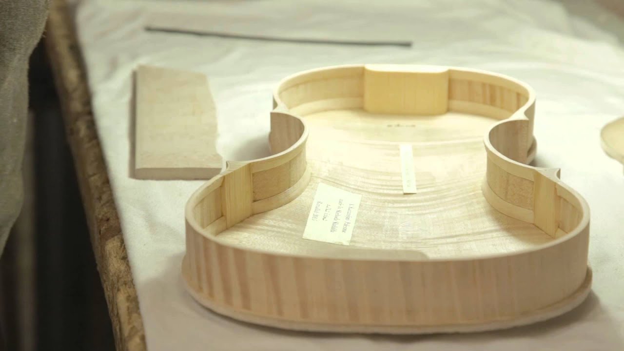 The Palestinian Violin Maker - YouTube
